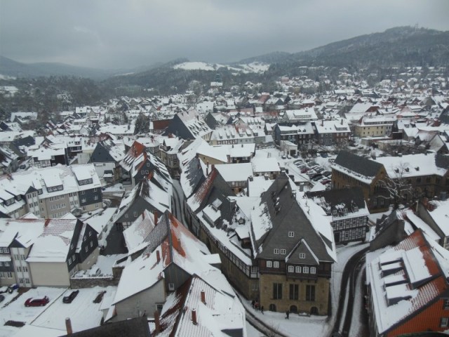 Goslar: all fairytale, no twee | Picnic at the Cathedral