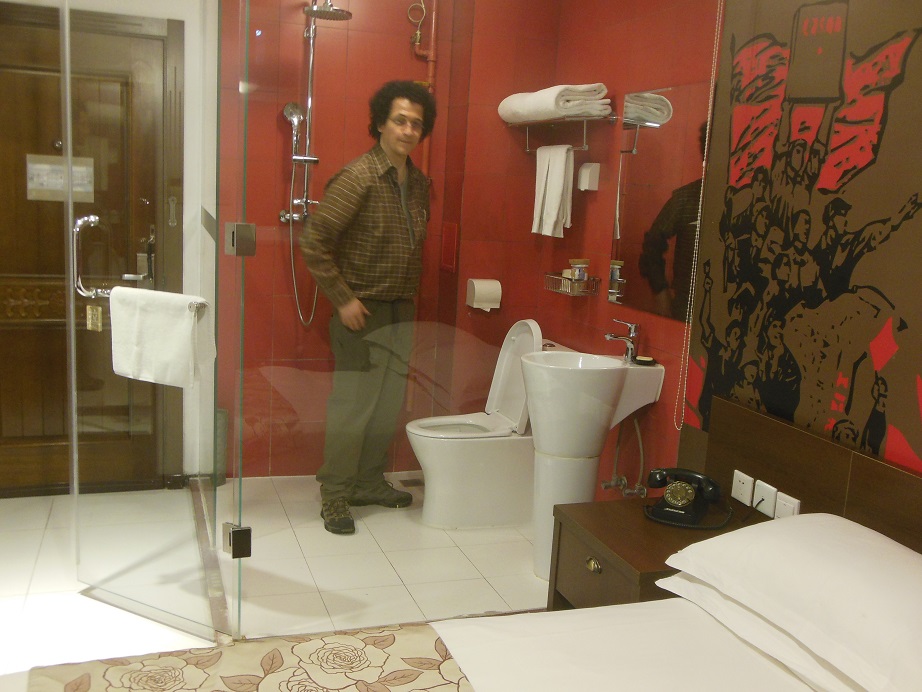 There are probably people who don’t mind pooping in a glass-walled ...