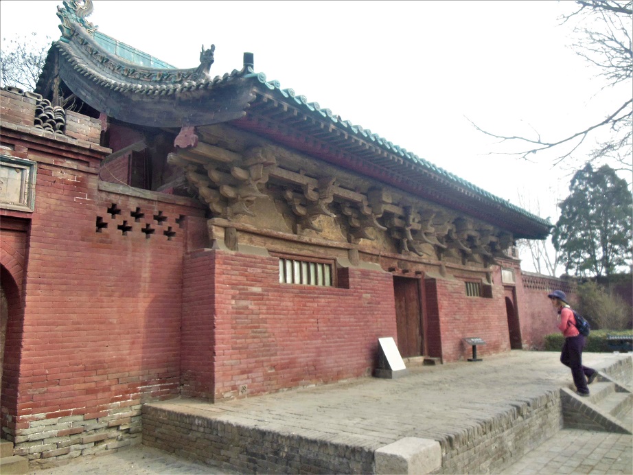 Bracket envy and an introduction to traditional Chinese wooden ...