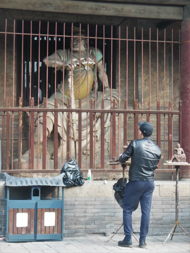 The gods at Shuanglin temple are caged panthers | Picnic at the Cathedral