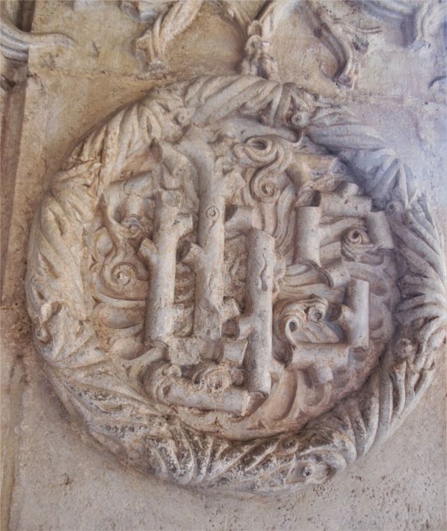 Jerónimos Monastery: first person to spot the phallic gargoyle wins a ...