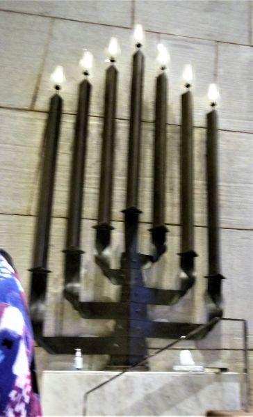 Chicago Loop Synagogue’s mid-century modern stained glass | Picnic at ...